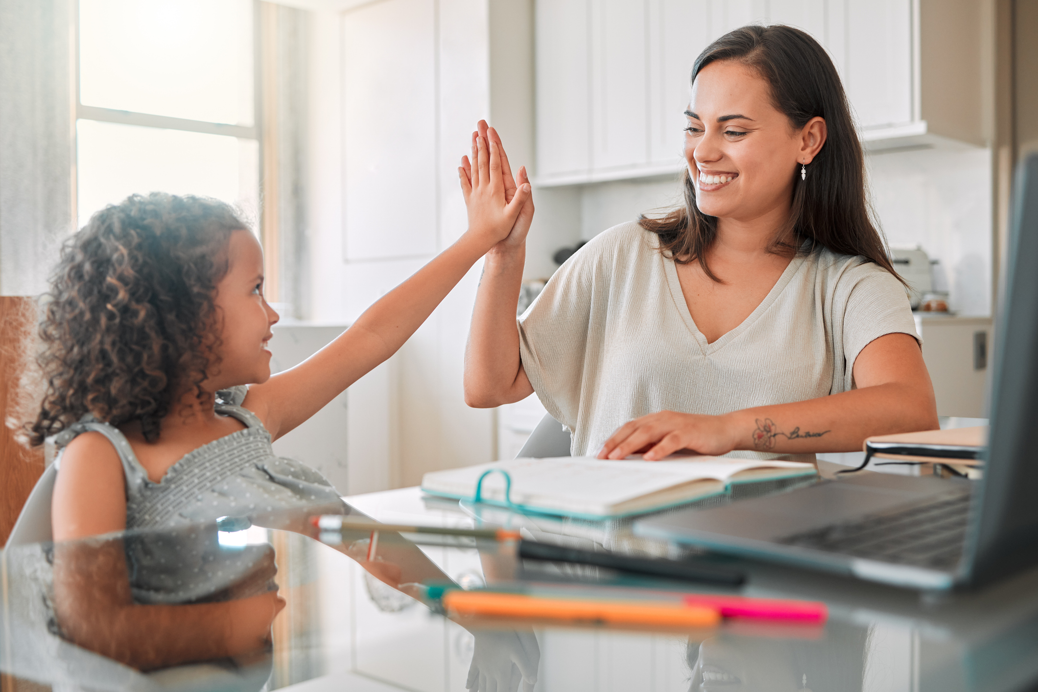 Positive Reinforcement for Preschoolers: A Guide for Parents